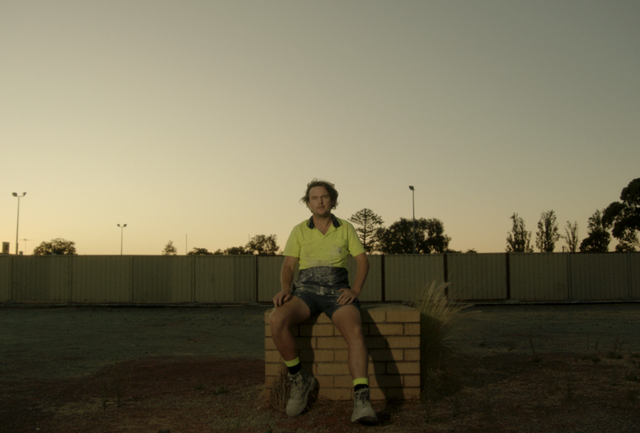 PETE R BIBBY SHARES ANOTHER NEW TRACK - Maximum Volume Music